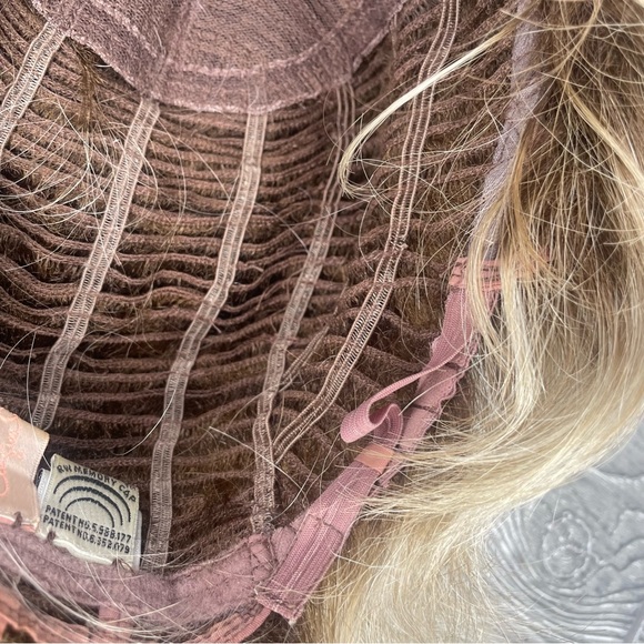 Raquel Welch | Hair | Raquel Welch Vibralite Kanekalon Fiber Wig ...